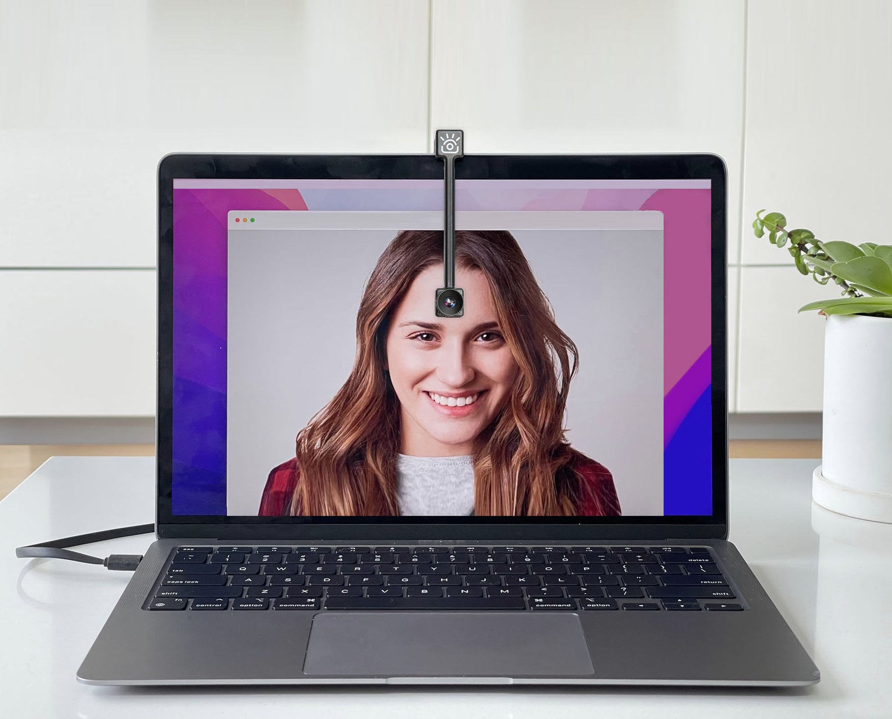 Pro Camera + Light Panel – iContact Camera